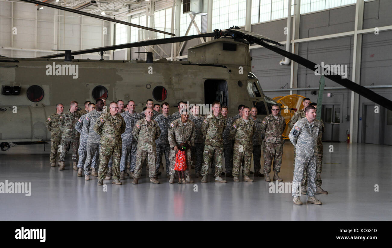 South Carolina Army National Guard Soldiers assigned to Detachment 1, B ...