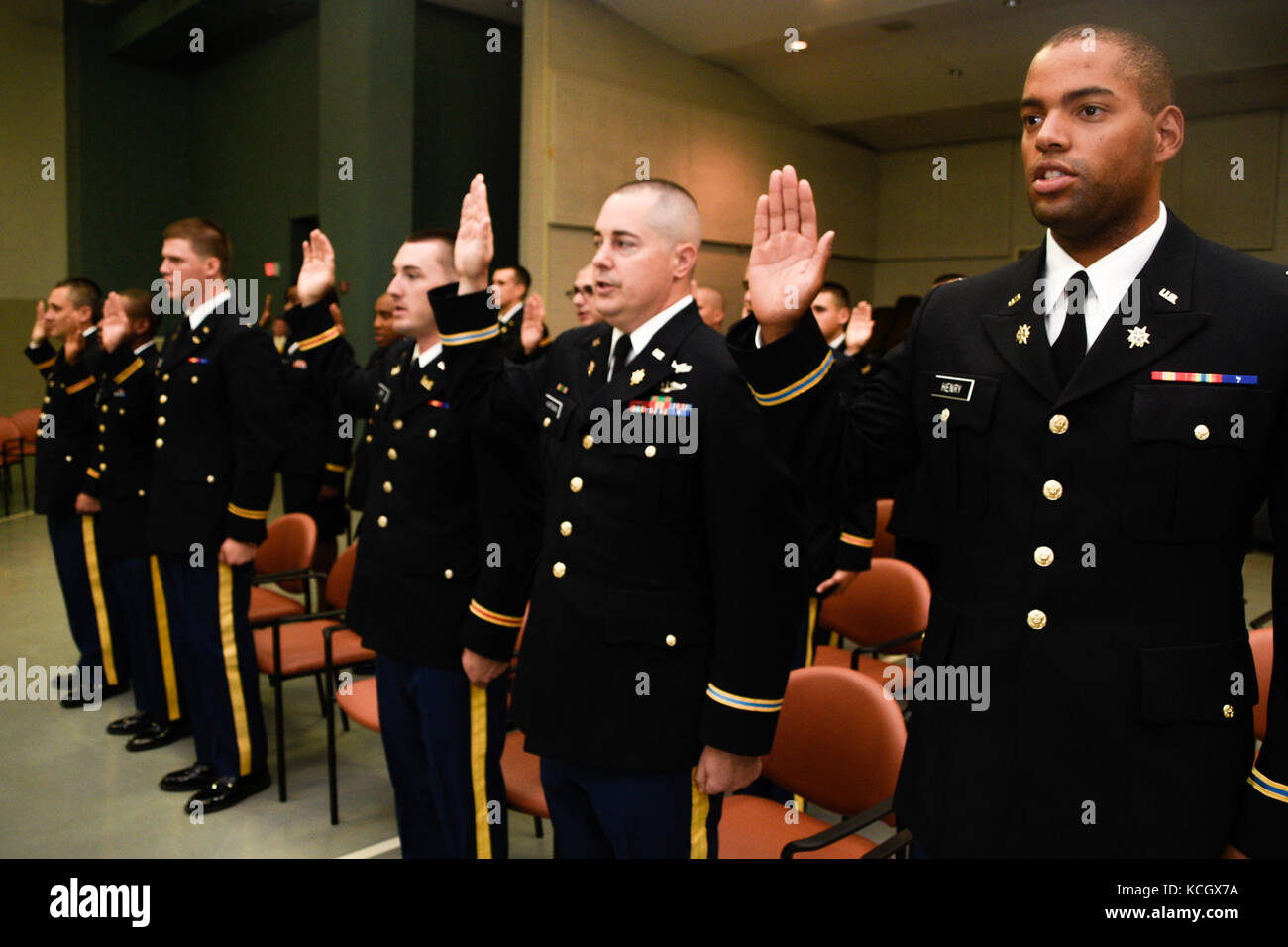 The South Carolina Army National Guard' s 2nd Battalion (Officer ...