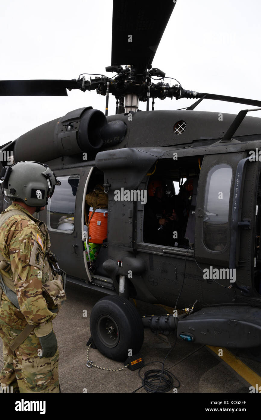 Members of the South Carolina Army National Guard's Helicopter Aquatic ...