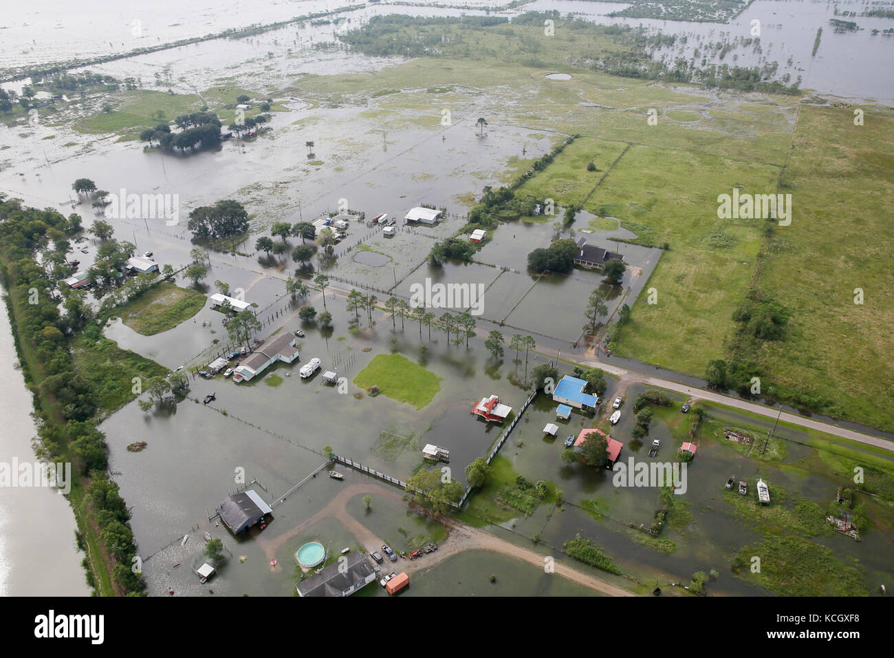Members of the South Carolina's Helicopter Aquatic Rescue Team (SC-HART ...