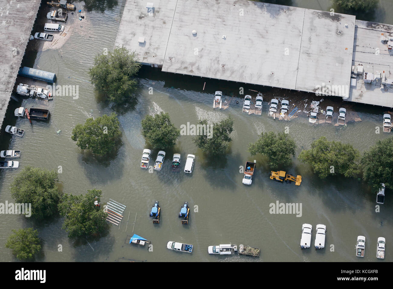 Members of the South Carolina's Helicopter Aquatic Rescue Team (SC-HART ...