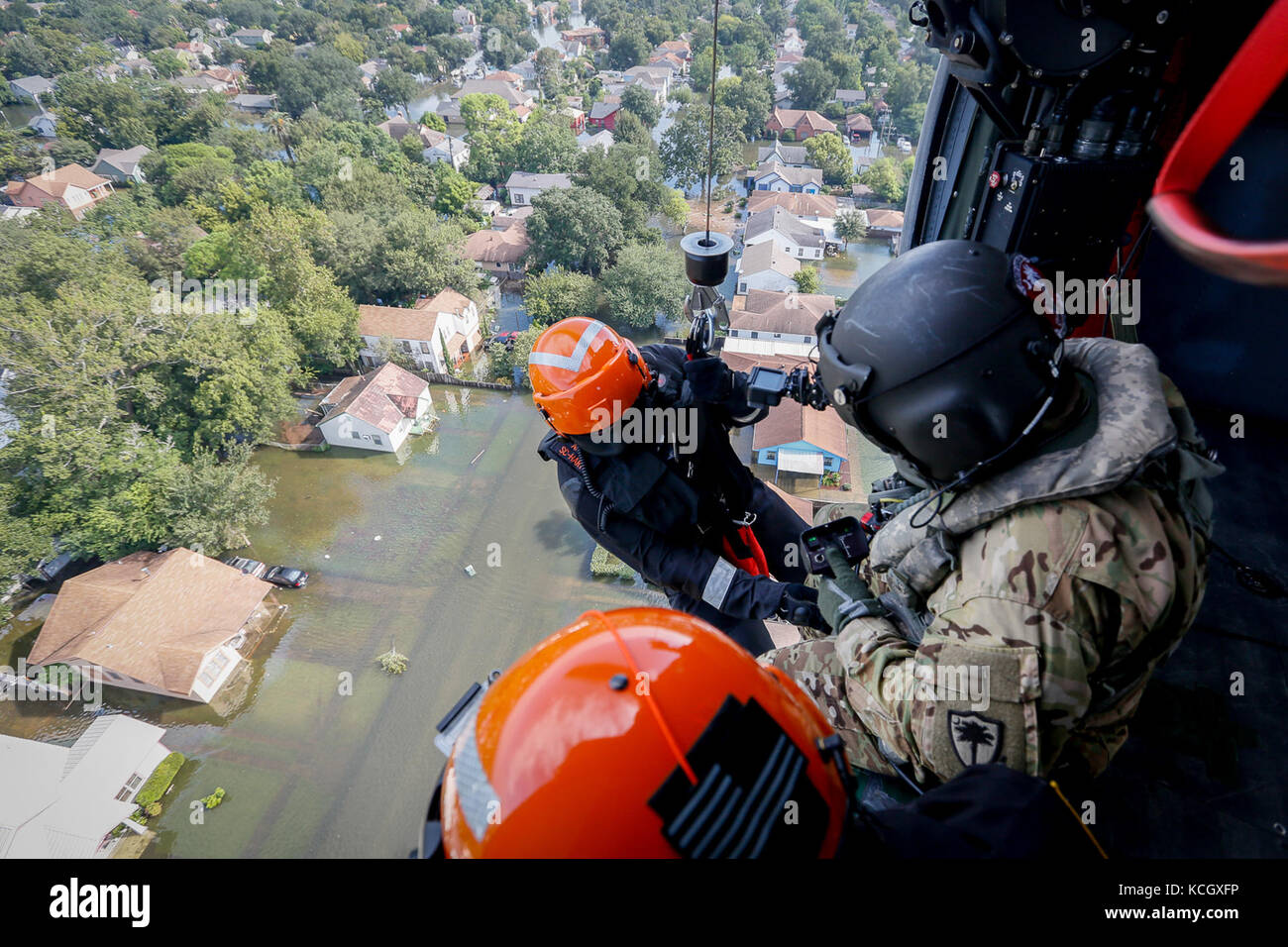 Members of the South Carolina's Helicopter Aquatic Rescue Team (SC-HART ...