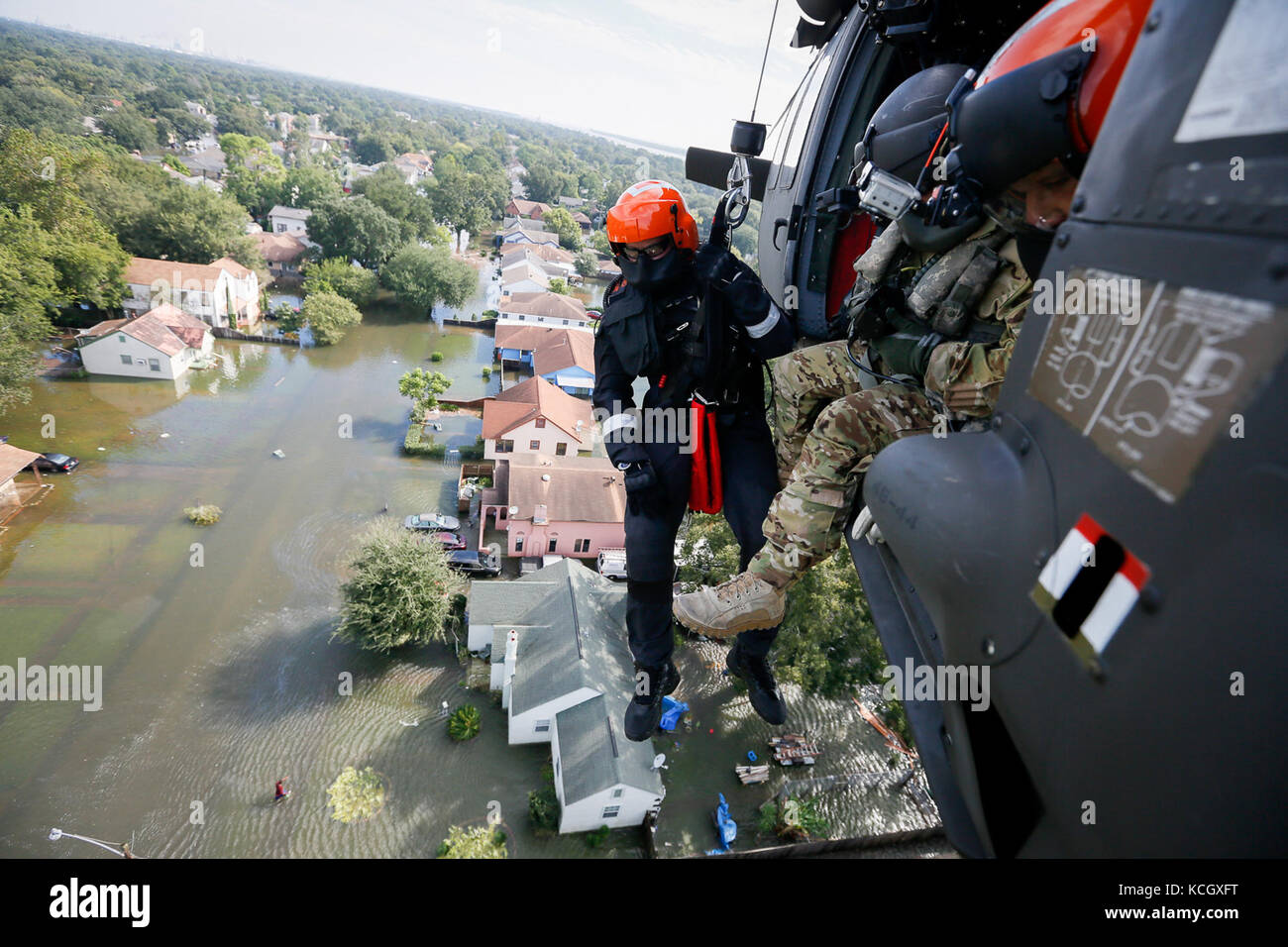 Members of the South Carolina's Helicopter Aquatic Rescue Team (SC-HART ...