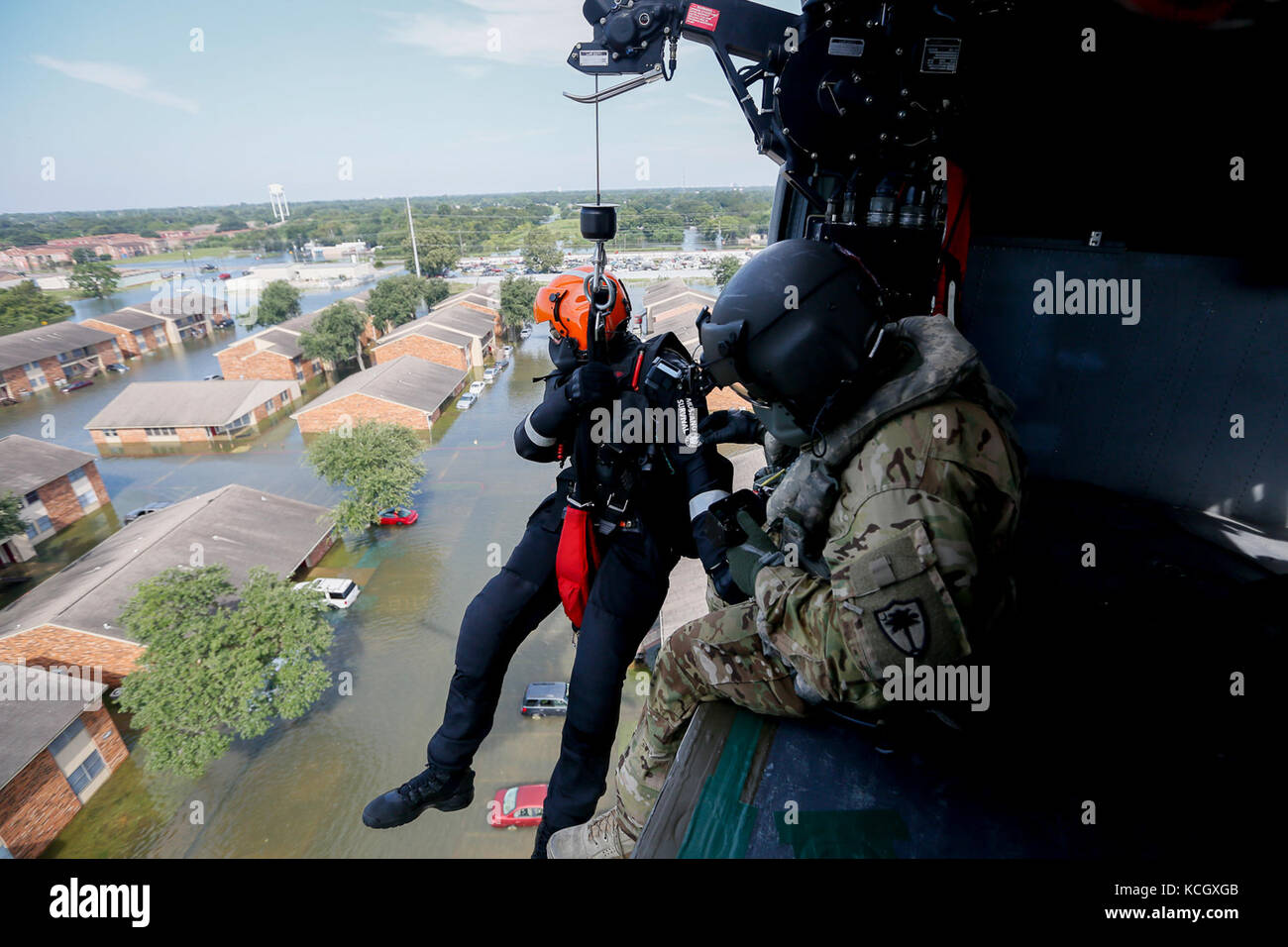 Members of the South Carolina's Helicopter Aquatic Rescue Team (SC-HART ...