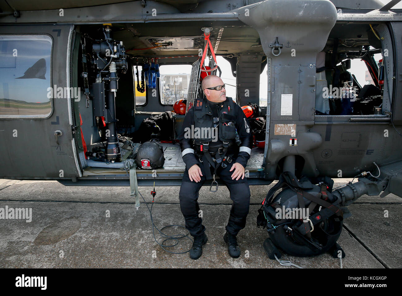 Members of the South Carolina's Helicopter Aquatic Rescue Team (SC-HART ...