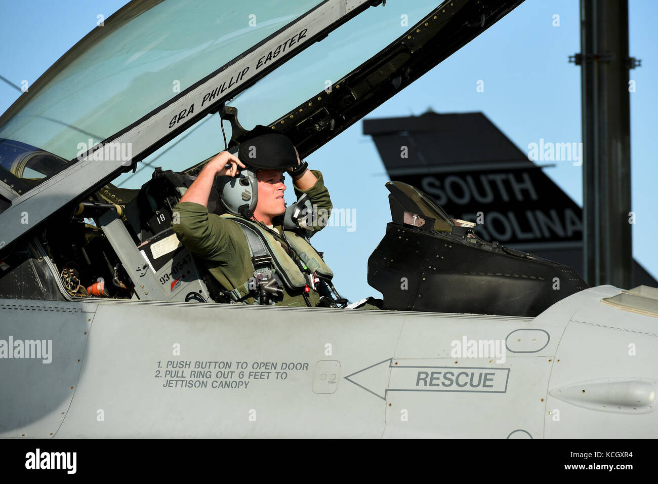 Air force 1st lt hi-res stock photography and images - Alamy