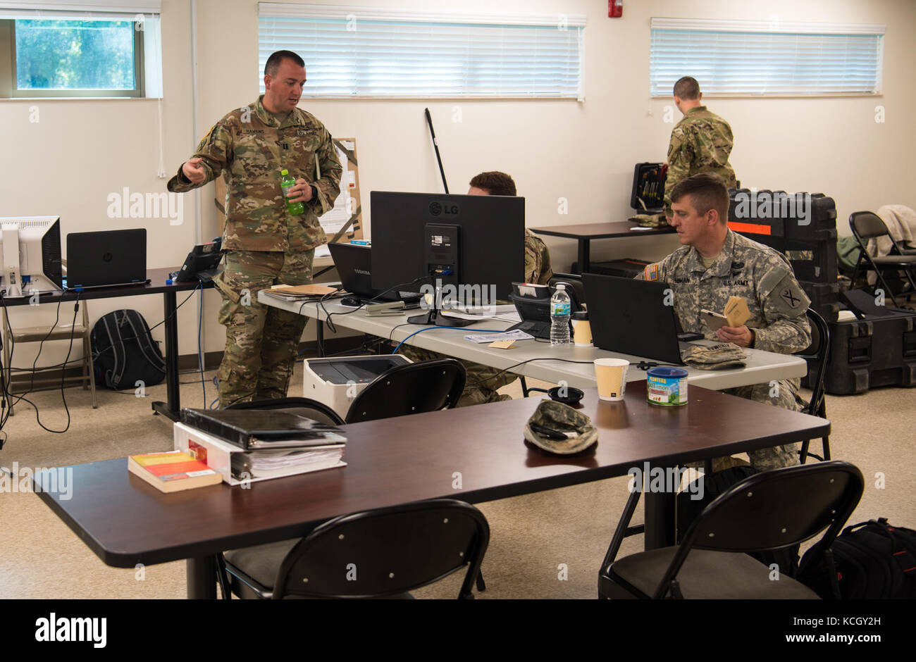 U.S. Soldiers from 1-118th Infantry, 218th Maneuver Enhancement Brigade ...