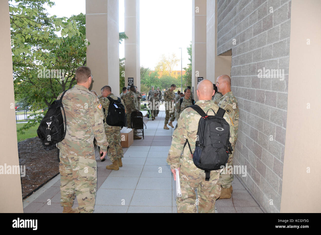 Soldiers of the South Carolina Army and Air National Guard gather at ...