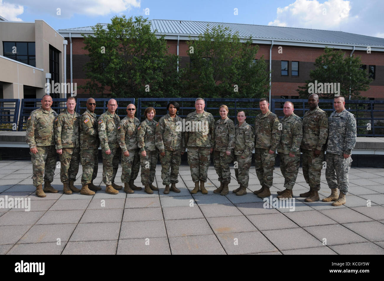 U s army soldier support institute hi-res stock photography and images ...