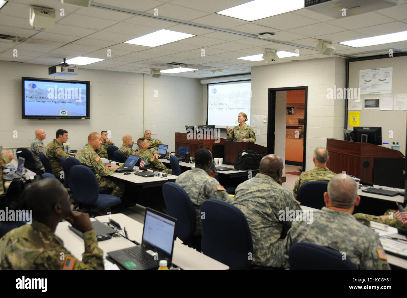 Soldiers of the South Carolina Army and Air National Guard gather at ...