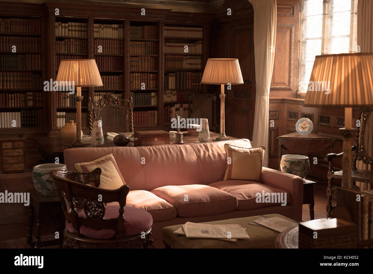 Hever castle interior hi-res stock photography and images - Alamy