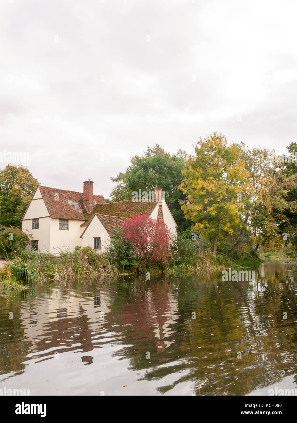 Historic flatford in suffolk england hi-res stock photography and ...