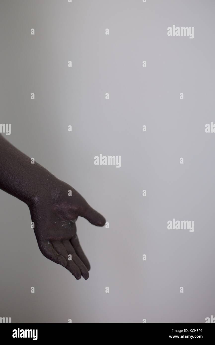 Open left hand hi-res stock photography and images - Alamy