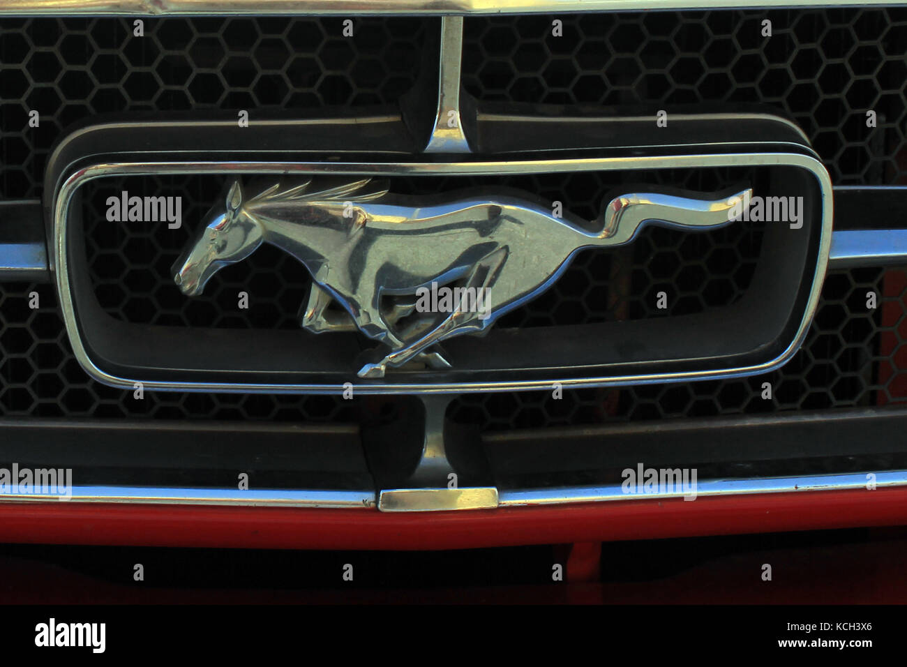classic ford mustang badge at fairfax car show california Stock Photo ...