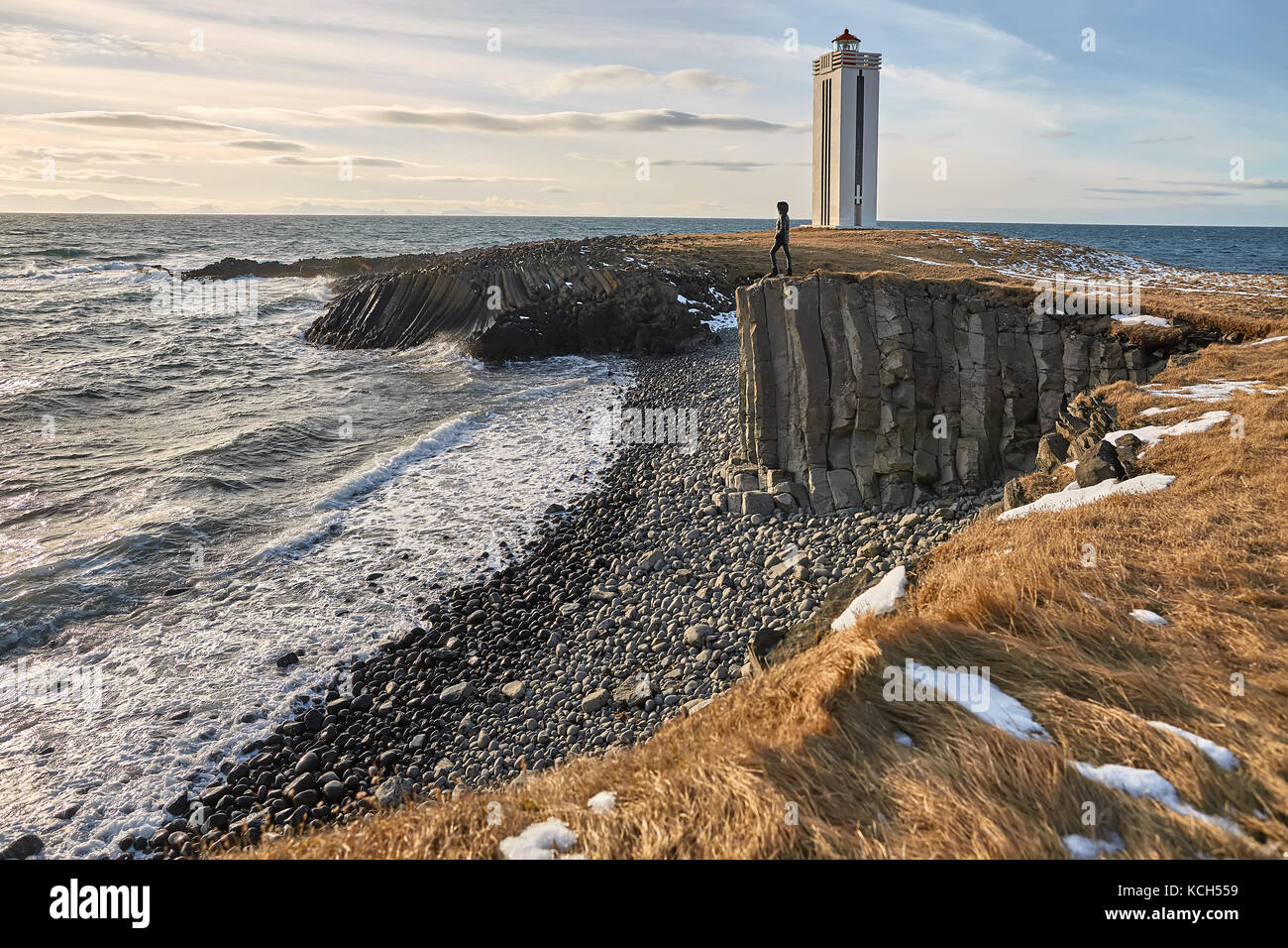 Lighthouse on promontory hi-res stock photography and images - Alamy