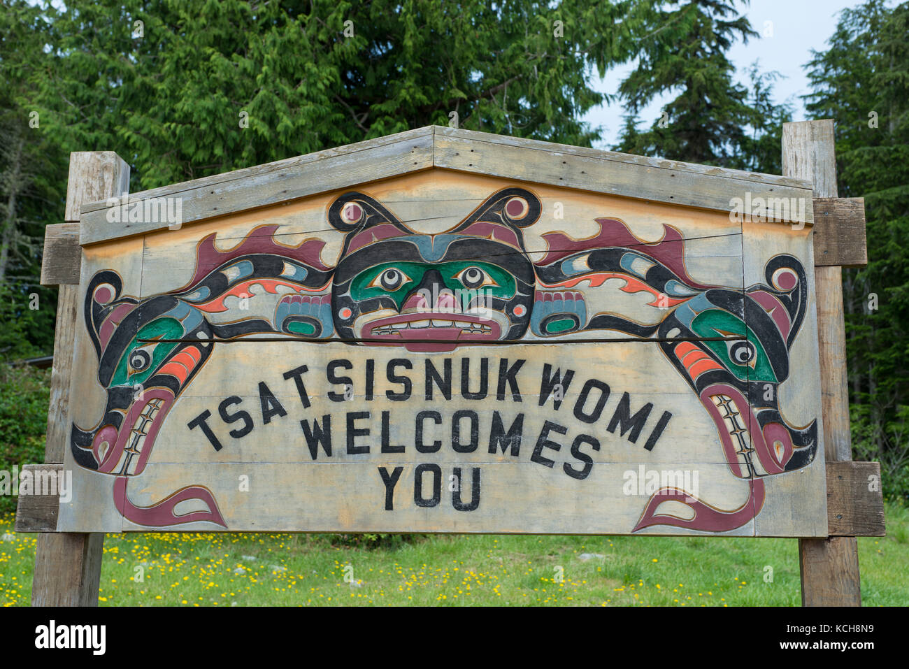 British columbia first nations village hi-res stock photography and ...