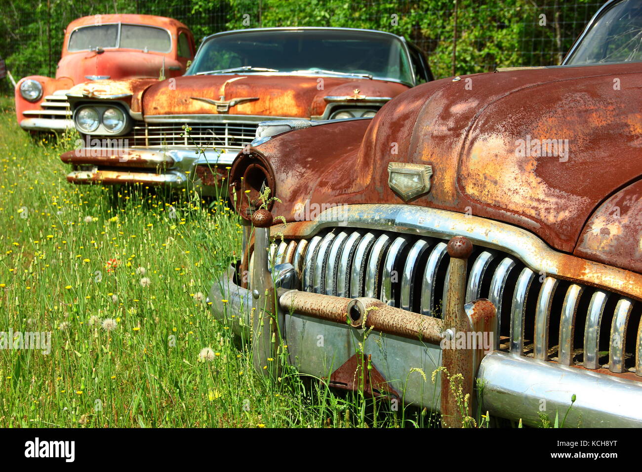 Rusty cars hi-res stock photography and images - Alamy