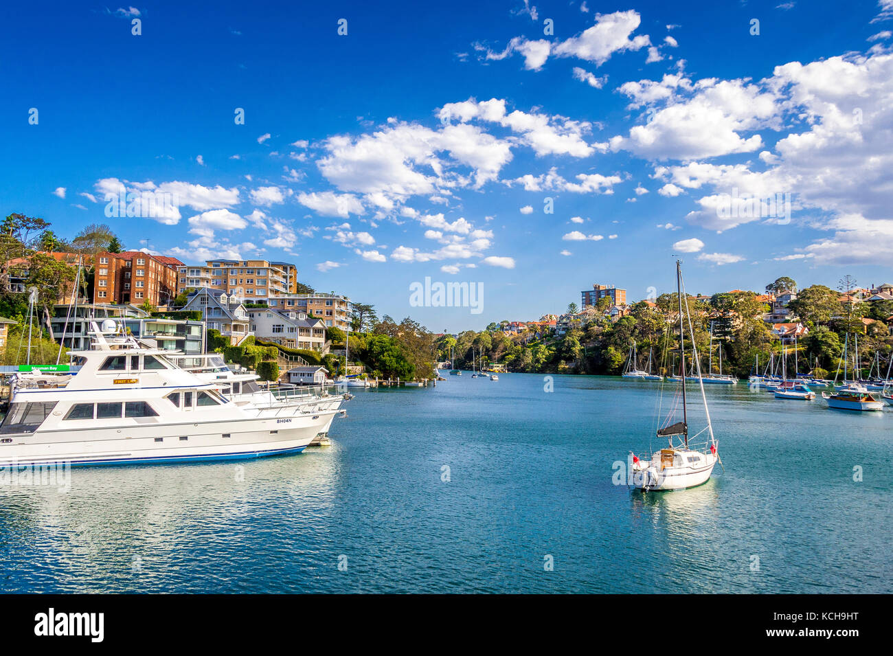 Boats and yachts in Mosman Bay in Sydney Harbour, NSW, Australia Stock ...