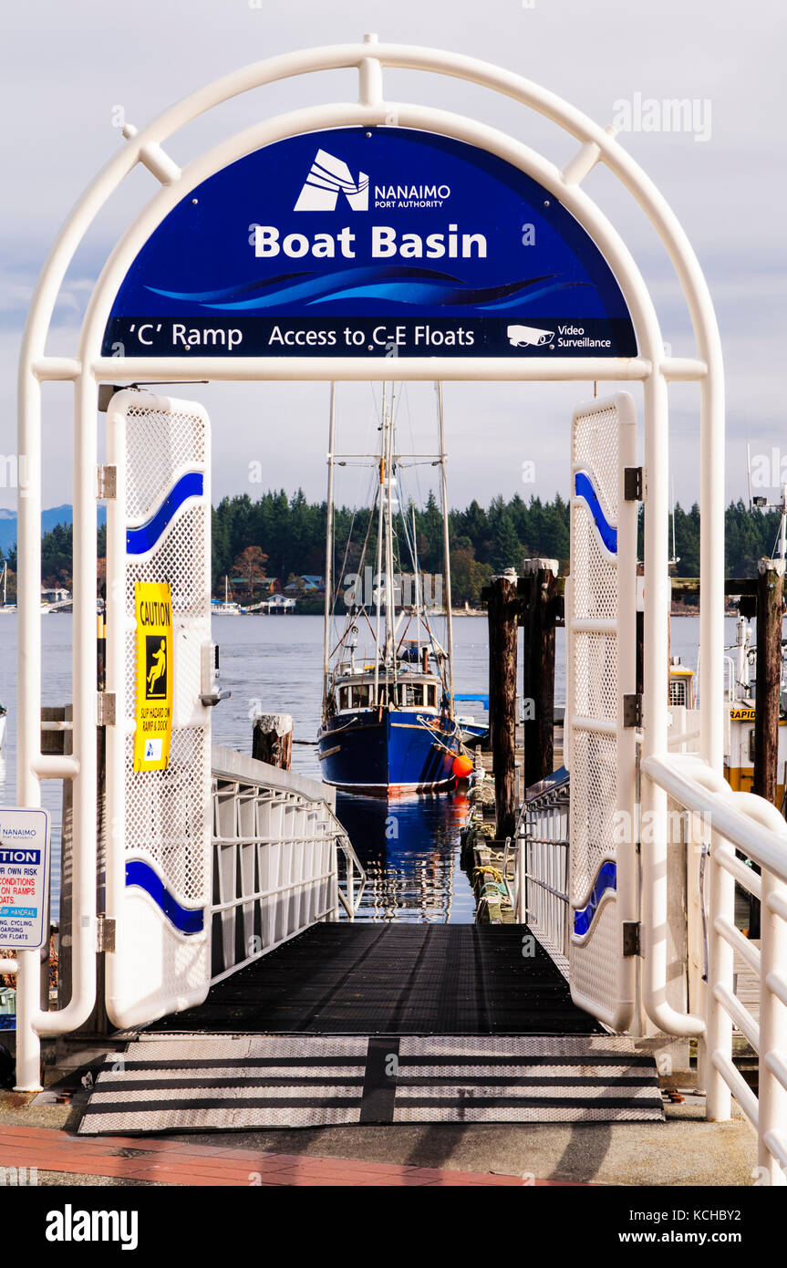 Boat basin hi-res stock photography and images - Alamy