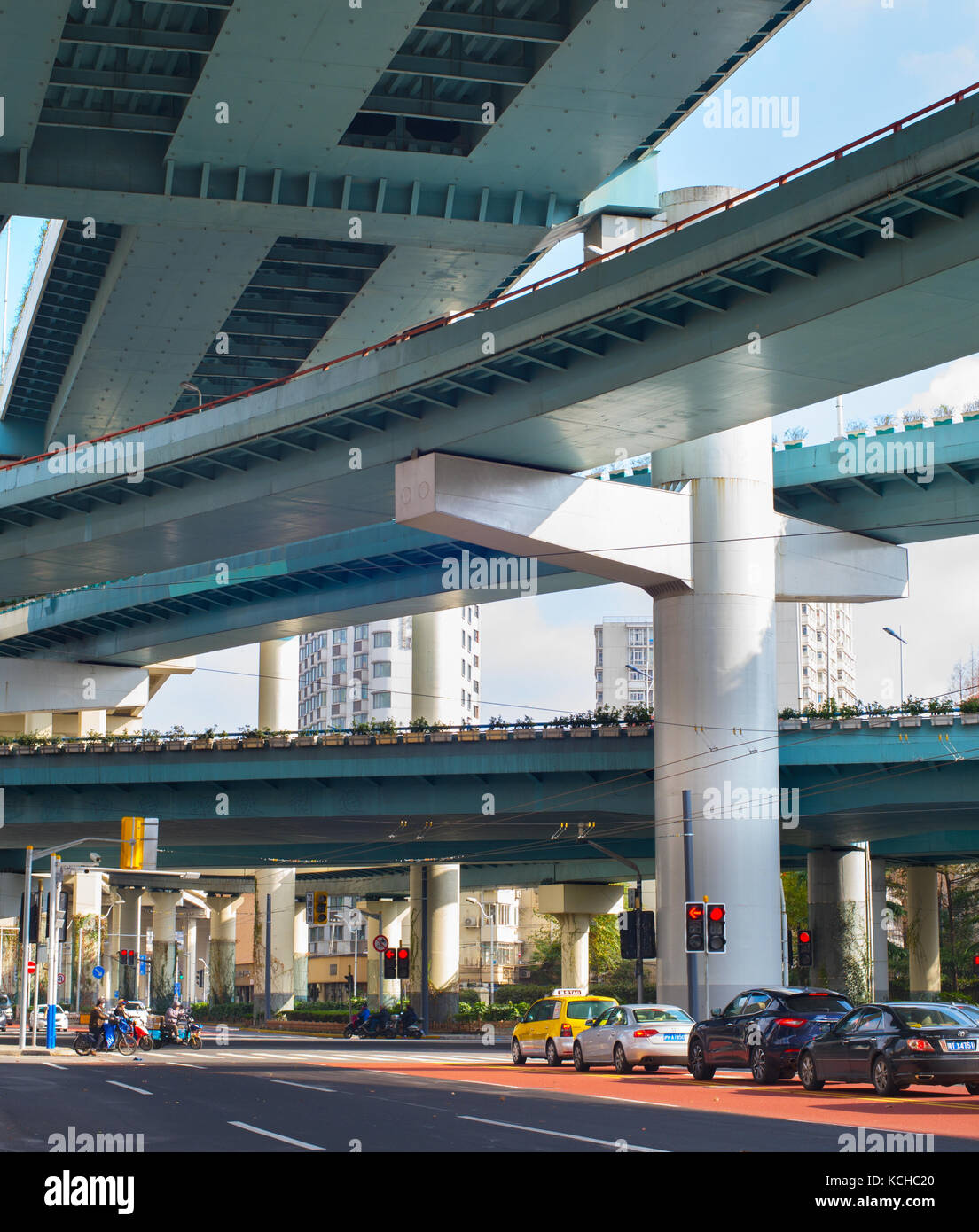SHANGHAI, CHINA - DECEMBER 27, 2017: Traffic under modern overpass in ...