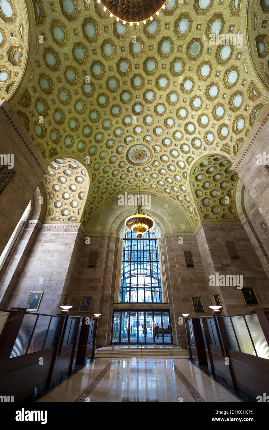 Toronto downtown financial district - Commerce Court North Tower ...