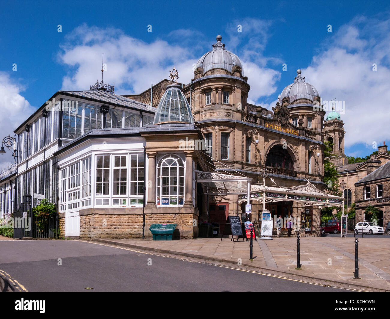 Buxton derbyshire hi-res stock photography and images - Alamy