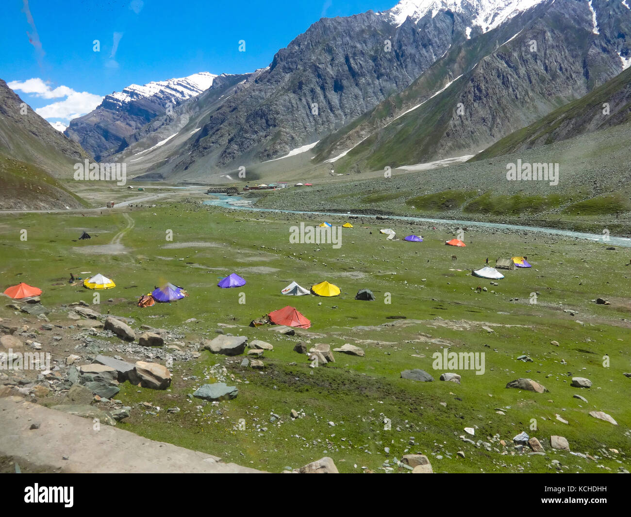 Snow covered mountains of Himachal Pradesh in northern Indian state in ...