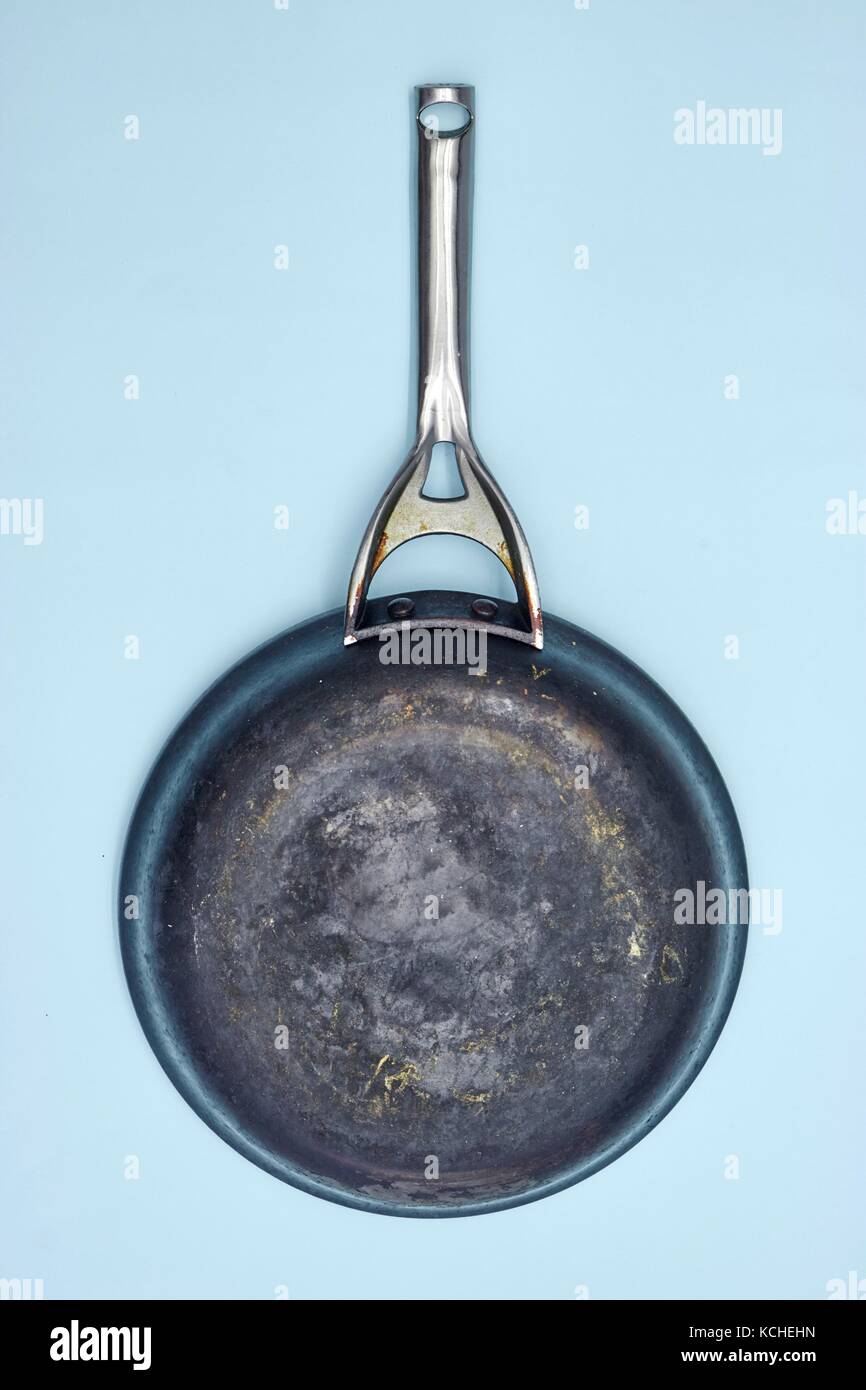 A studio photo of a frying pan Stock Photo - Alamy