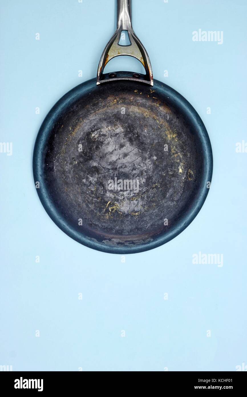 A studio photo of a frying pan Stock Photo - Alamy