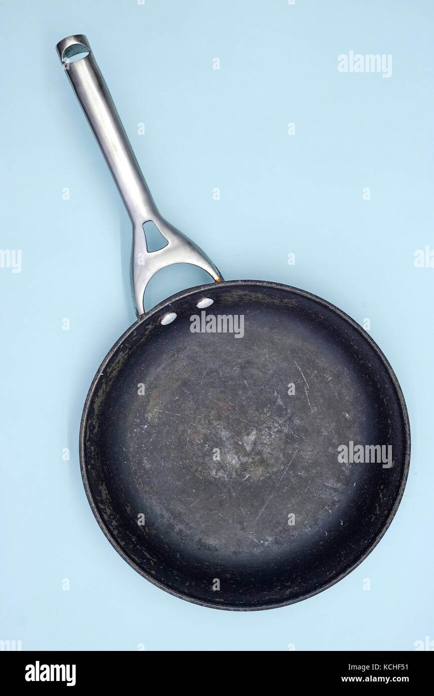 A studio photo of a frying pan Stock Photo - Alamy