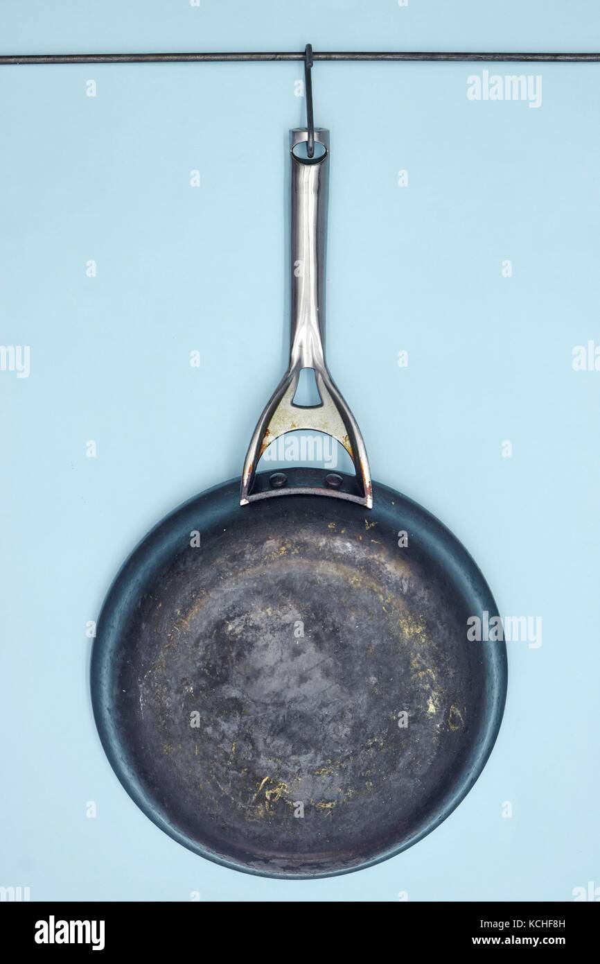 A studio photo of a frying pan Stock Photo - Alamy