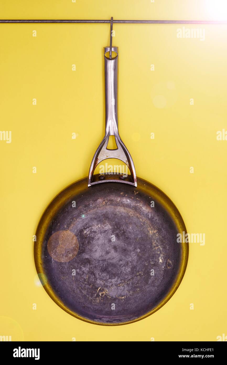 A studio photo of a frying pan Stock Photo - Alamy