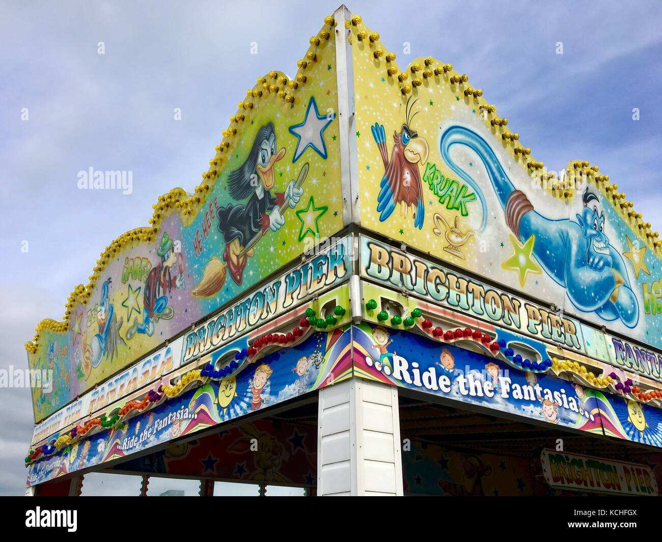 Seaside traditional arcade games hi-res stock photography and images ...