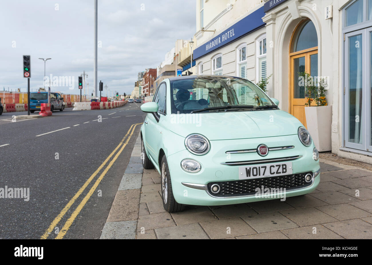 Pavement parking hi-res stock photography and images - Alamy