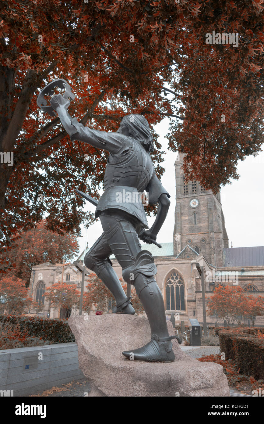 King richard iii statue leicester hi-res stock photography and images ...