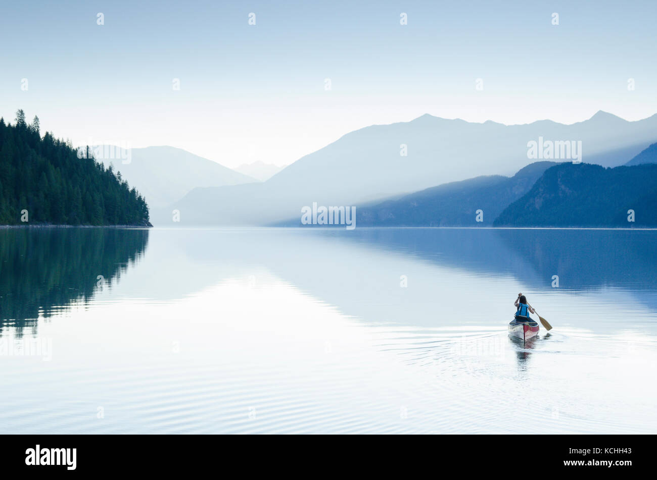 Slocan lake hi-res stock photography and images - Alamy