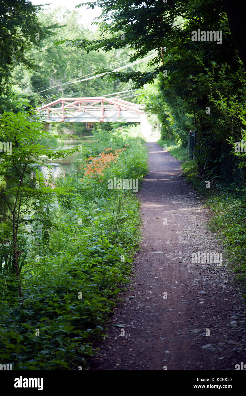 Delaware canal tow path pennsylvania hi-res stock photography and ...