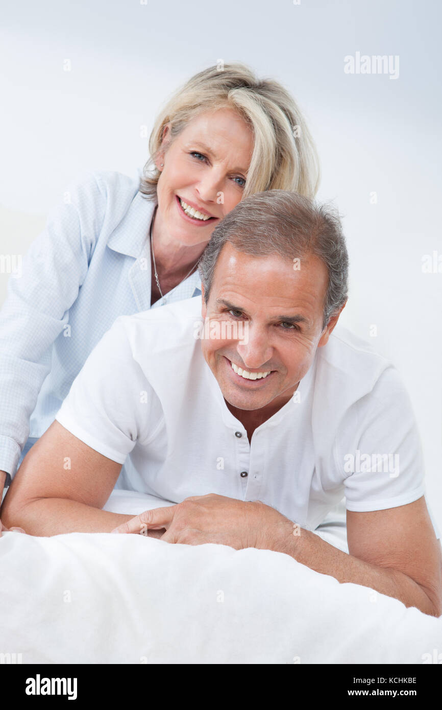 Couple intimate bed hi-res stock photography and images - Alamy