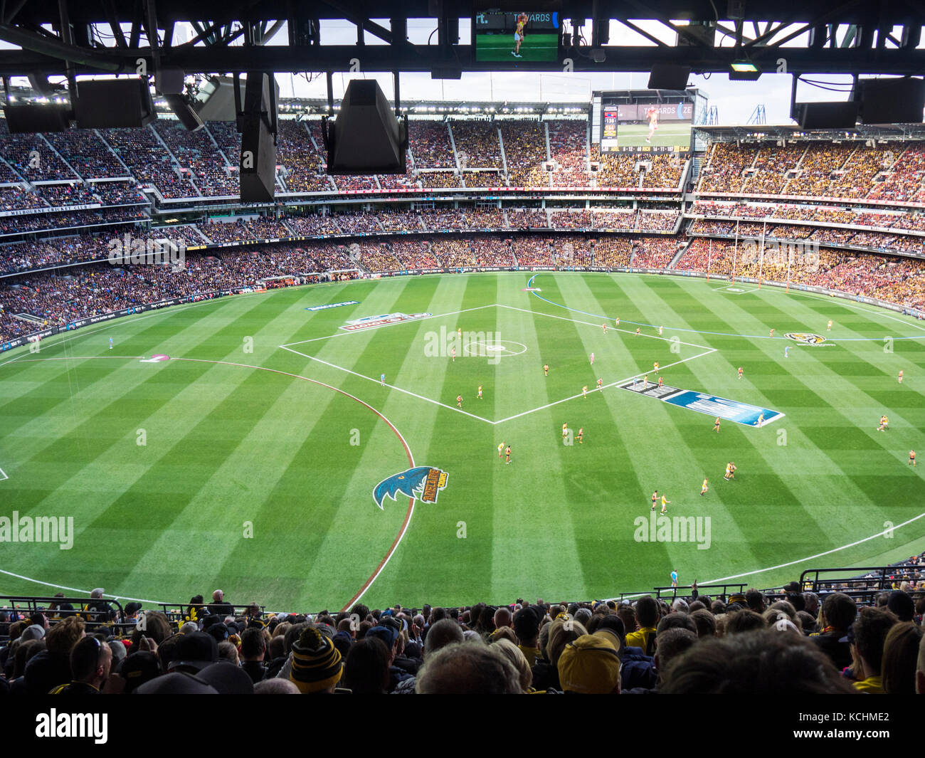 The Adelaide Crows and The Richmond Tigers at the 2017 Grand Final at ...
