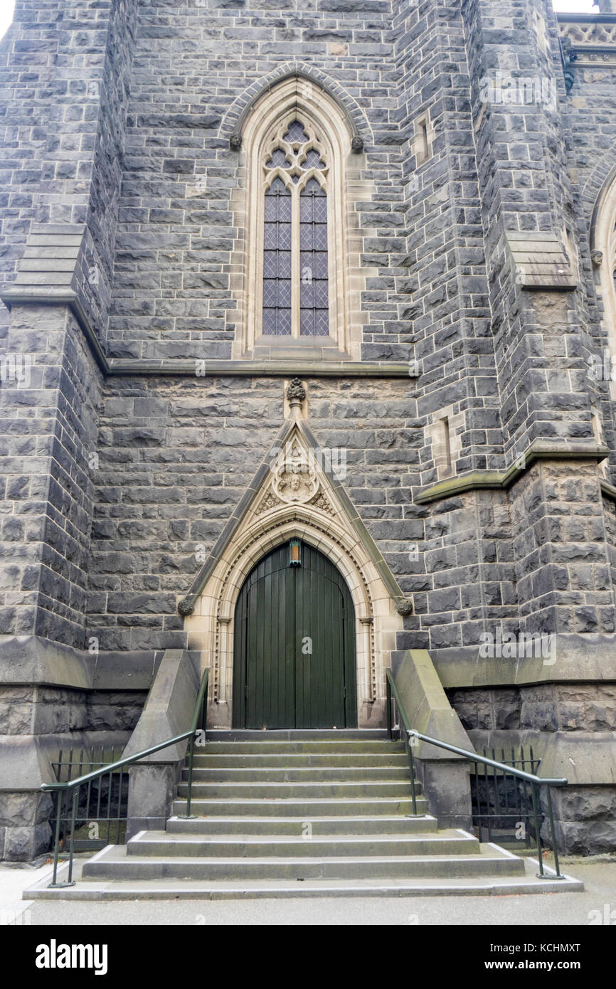 Side entrance to a Roman Catholic cathedral Stock Photo - Alamy