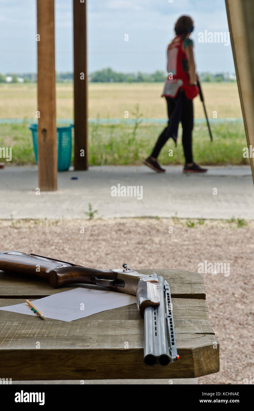 Skeet shooting hi-res stock photography and images - Alamy