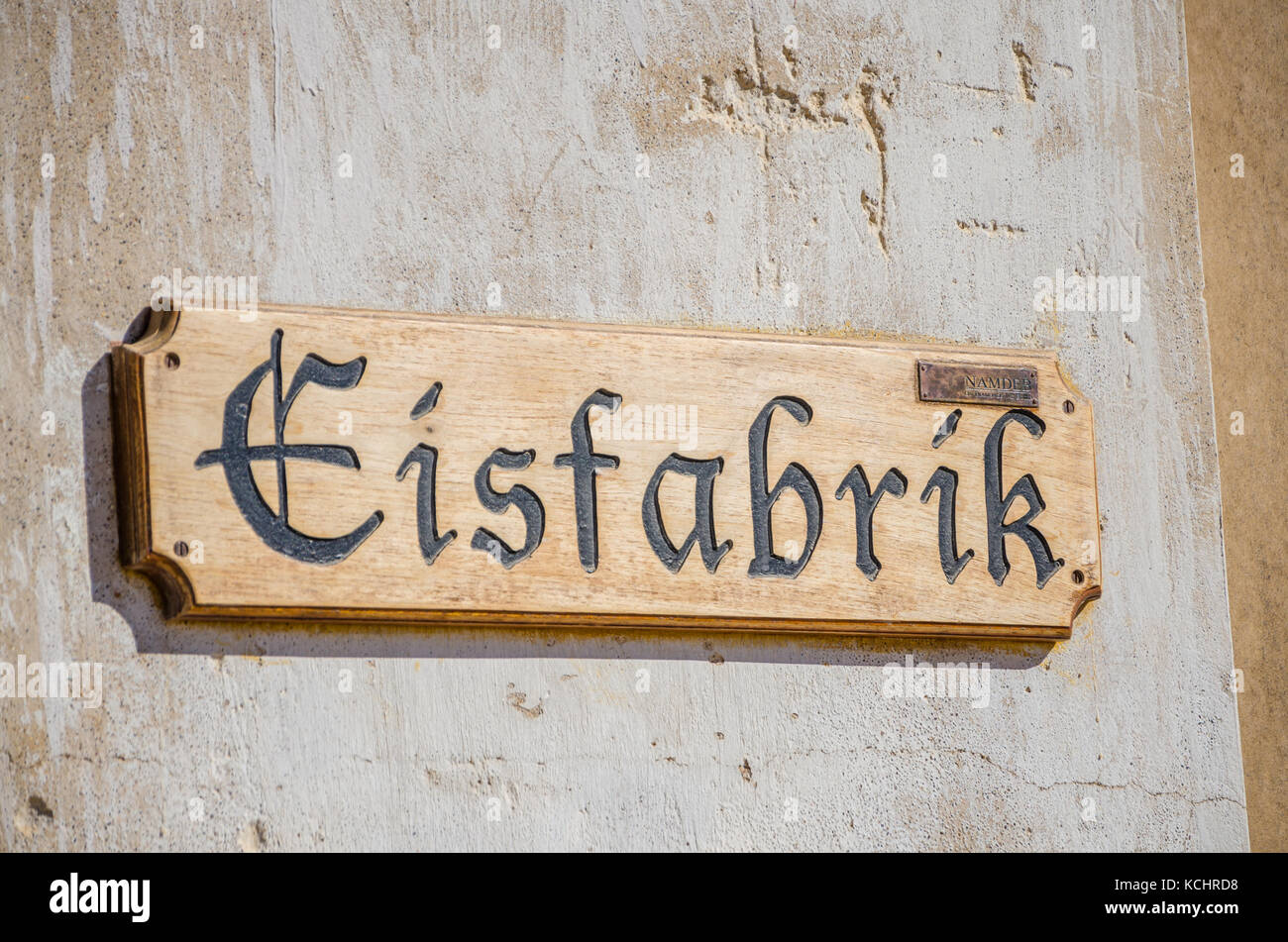 Ice factory hi-res stock photography and images - Alamy