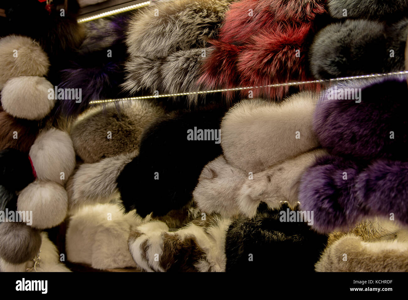 Fur shop hi-res stock photography and images - Alamy