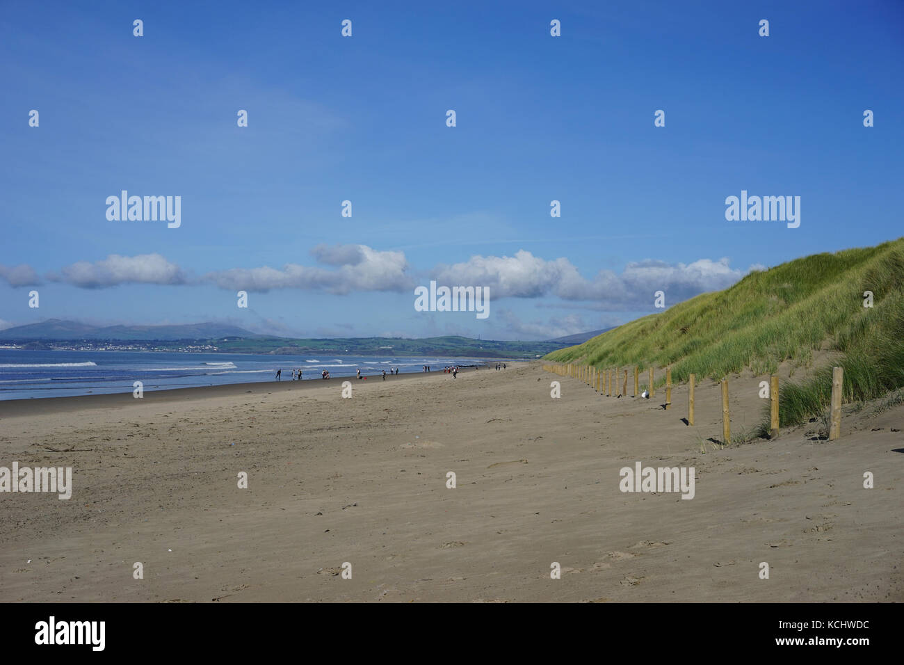 Harlech waves hi-res stock photography and images - Alamy