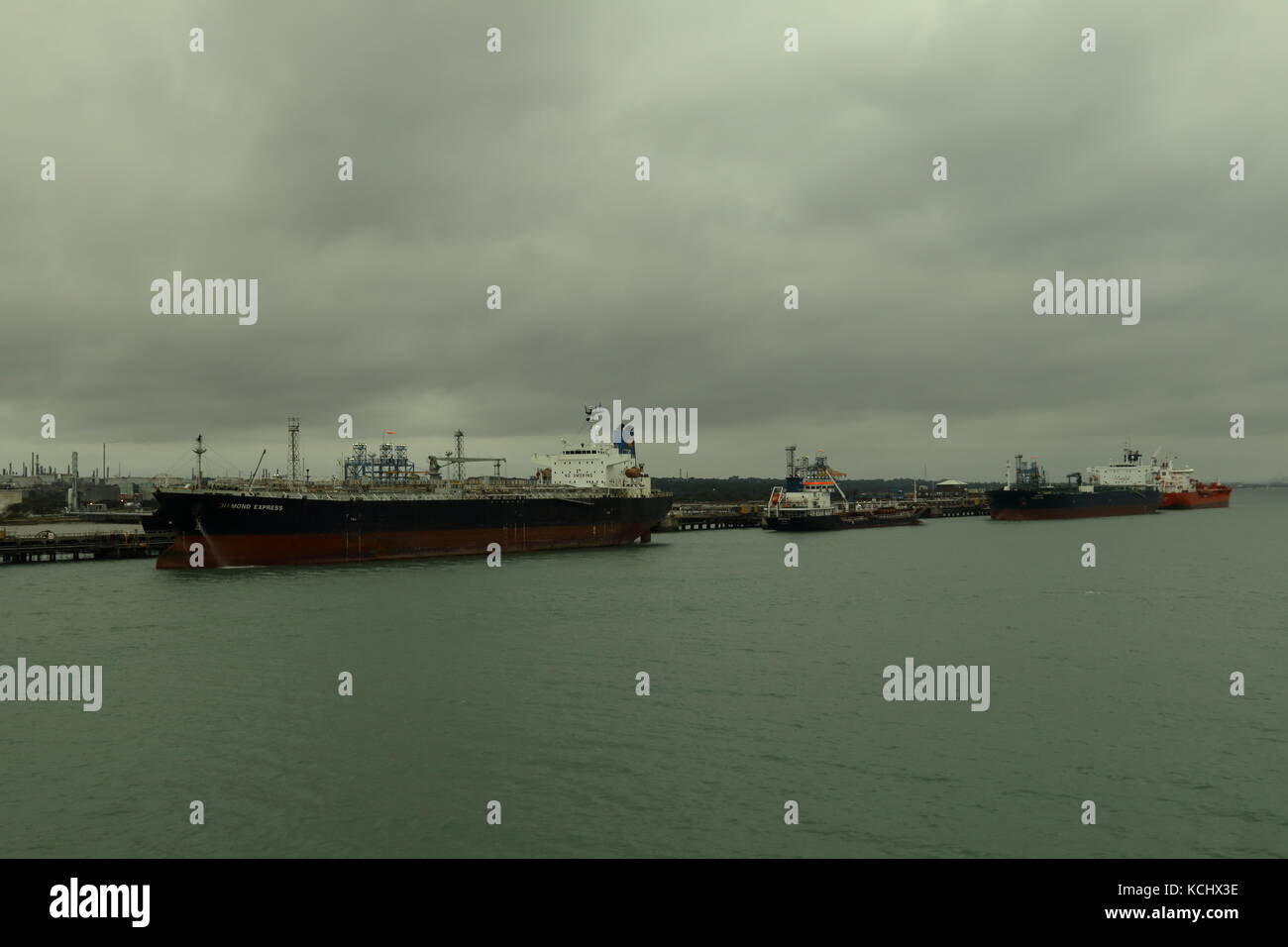 Diamond express hi-res stock photography and images - Alamy