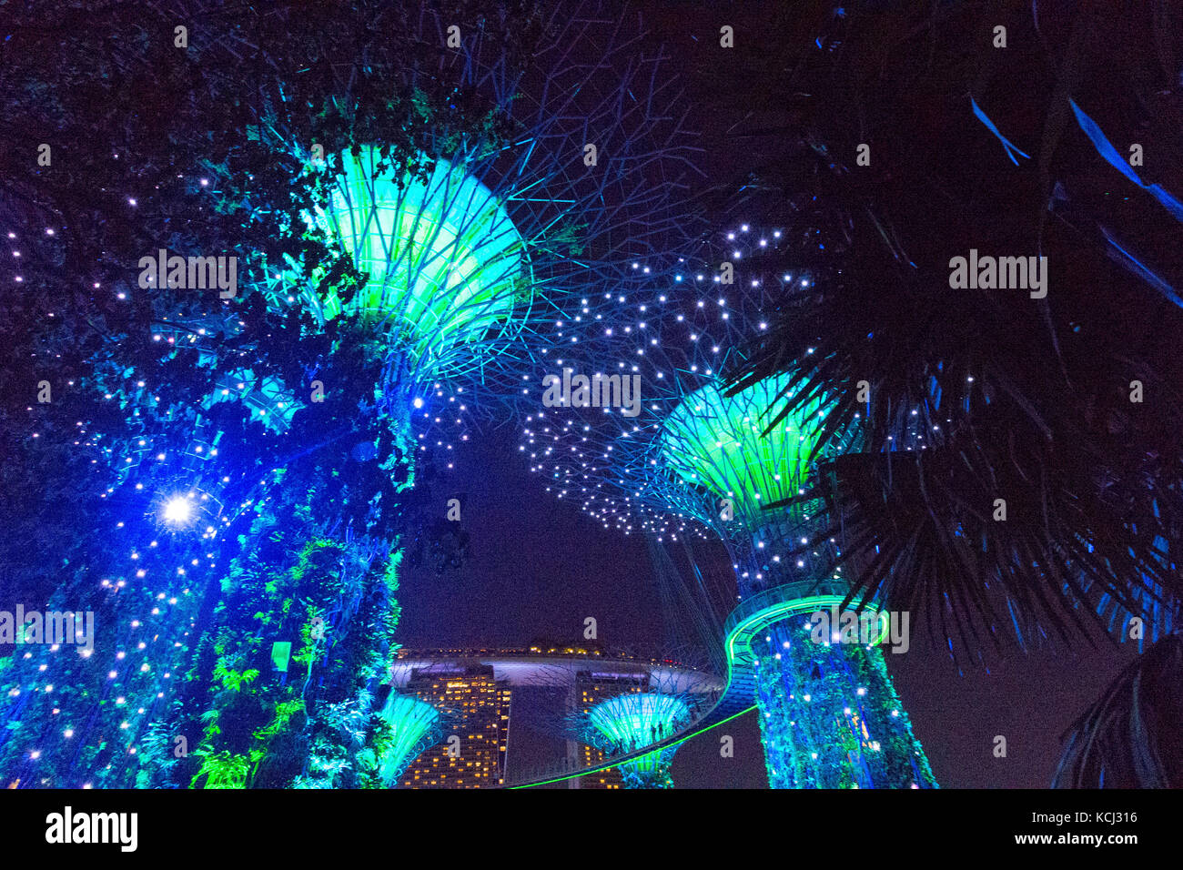 Solar powered supertree hi-res stock photography and images - Alamy