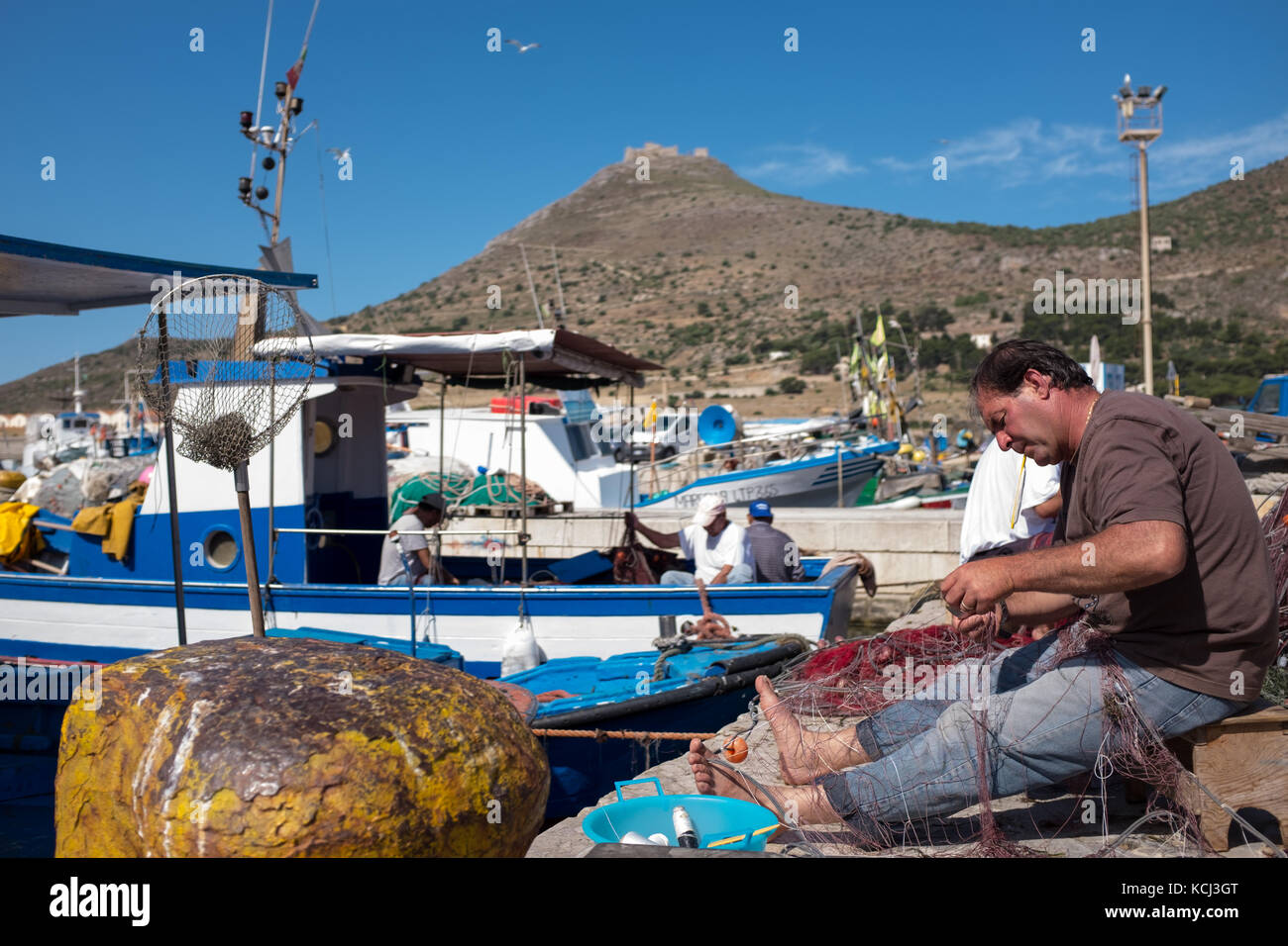Italian fisherman hi-res stock photography and images - Alamy