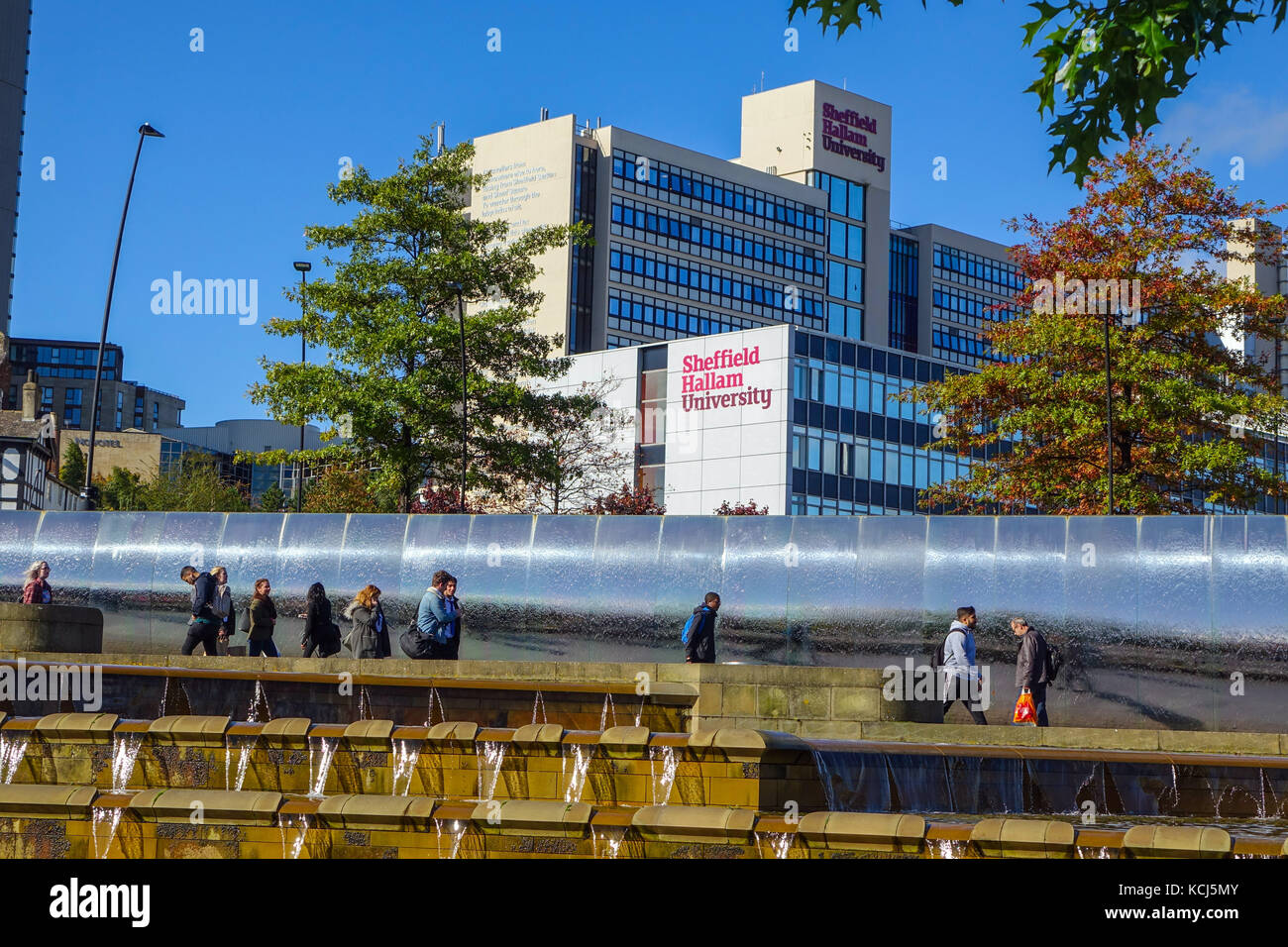 Sheffield station water feature uk hi-res stock photography and images ...