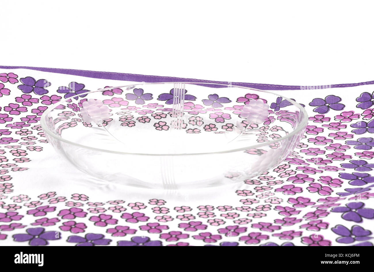 Bowl of glass on cloth Stock Photo - Alamy