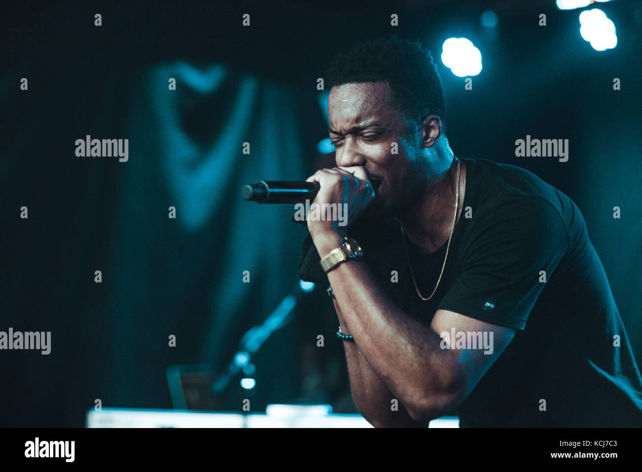 Black milk rapper hi-res stock photography and images - Alamy